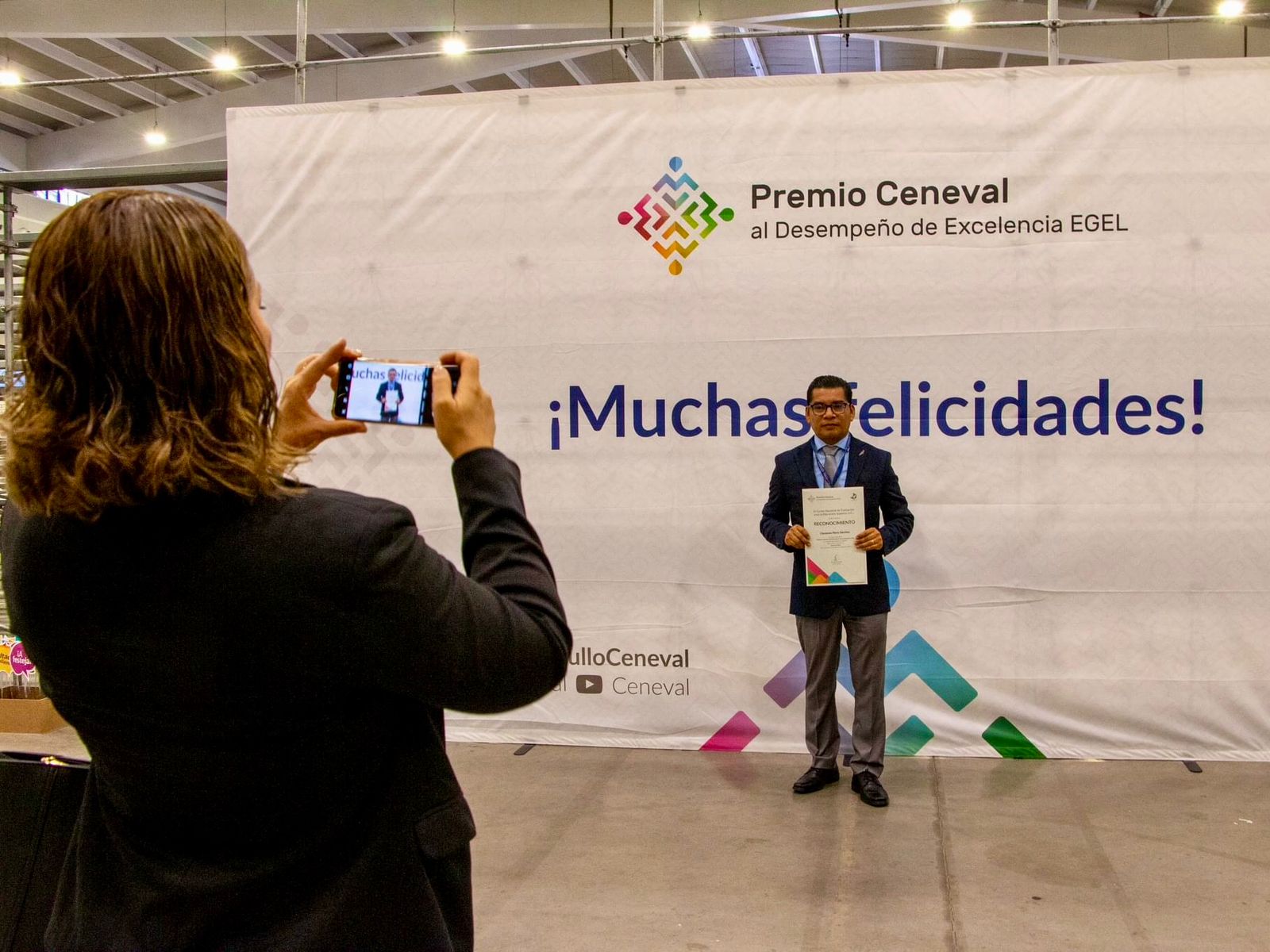 IEMSySEM | Estudiantes michoacanos, los más reconocidos por Premio ...